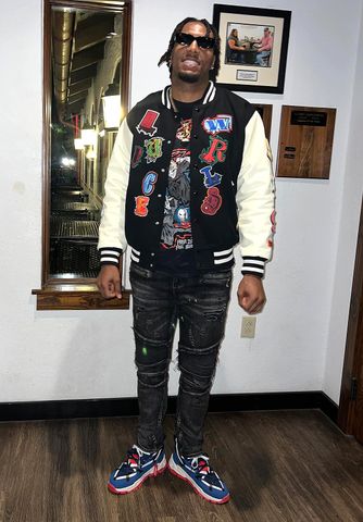 NFL Rookie Born With 6 Fully-Functioning Fingers on One Hand 'Always ...