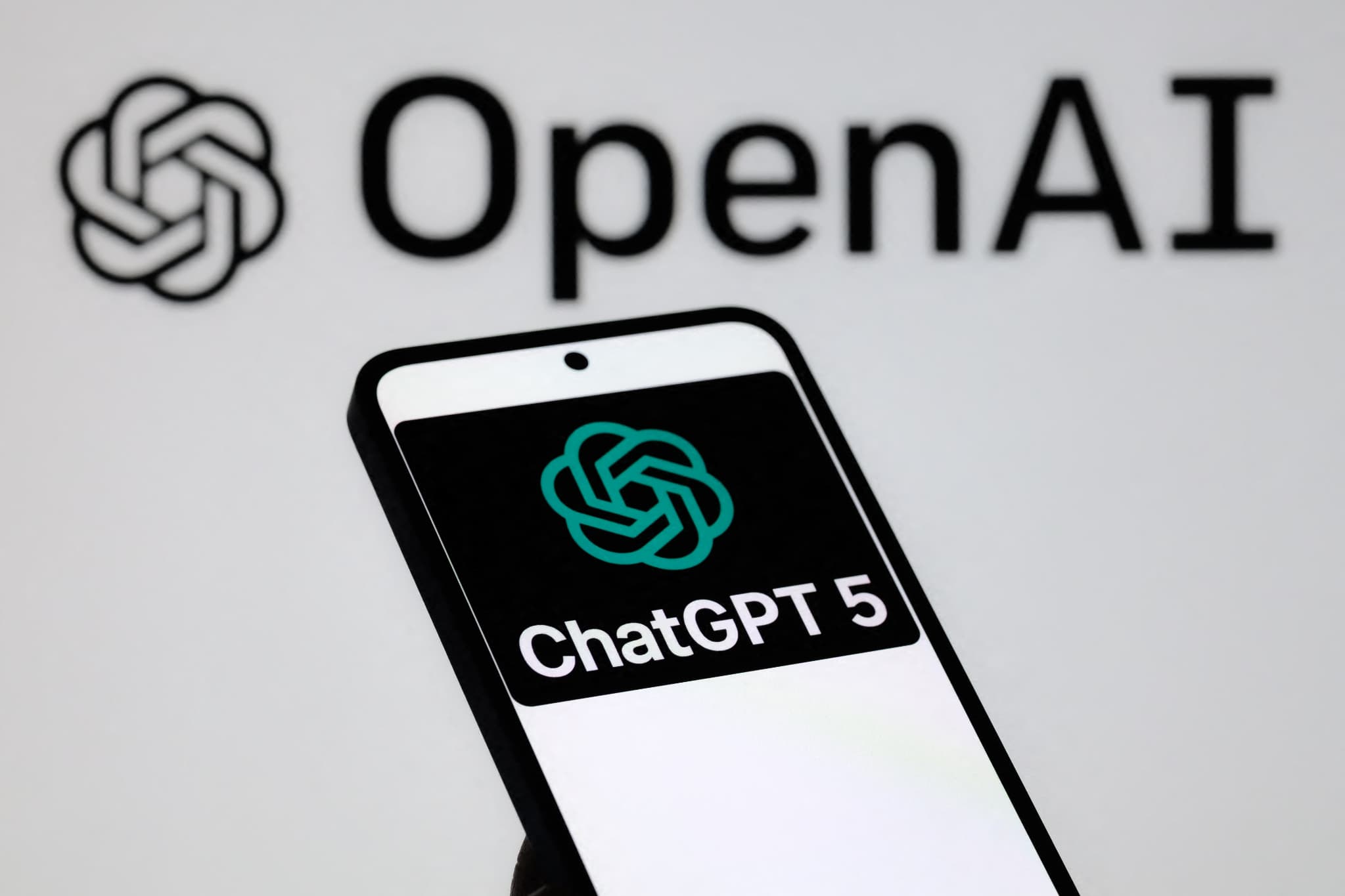 ChatGPT-5, ChatGPT-5 Thinking… OpenAI simplifie l'usage de son IA