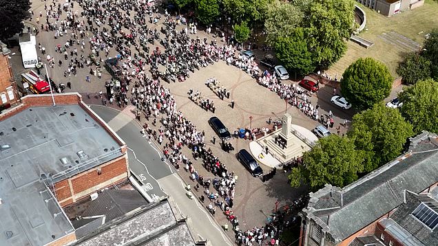 Hundreds flock to Derbyshire town for funeral of UK's oldest surviving ...