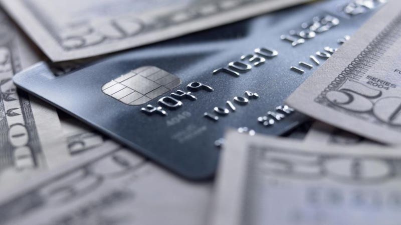 Cash Vs. Credit: Which Should I Use?
