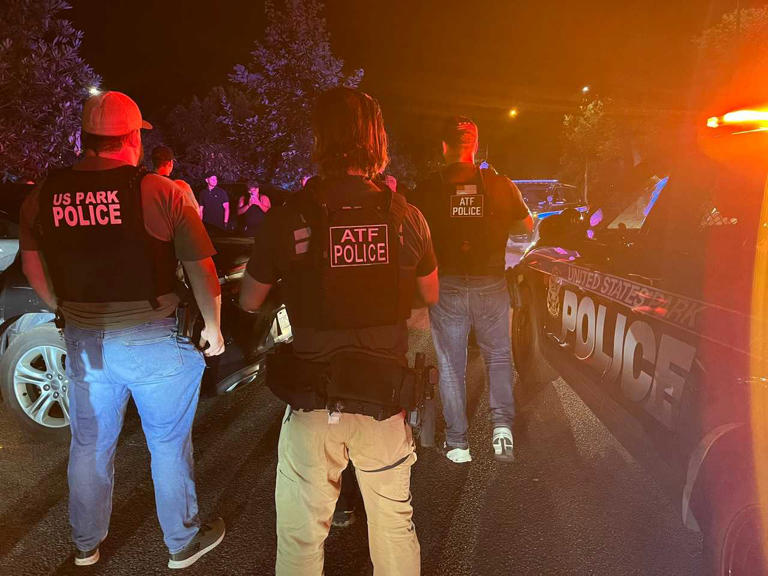 Feds Storm DC Overnight As Trump Threatens Takeover: ‘Go Home,’ Locals Say