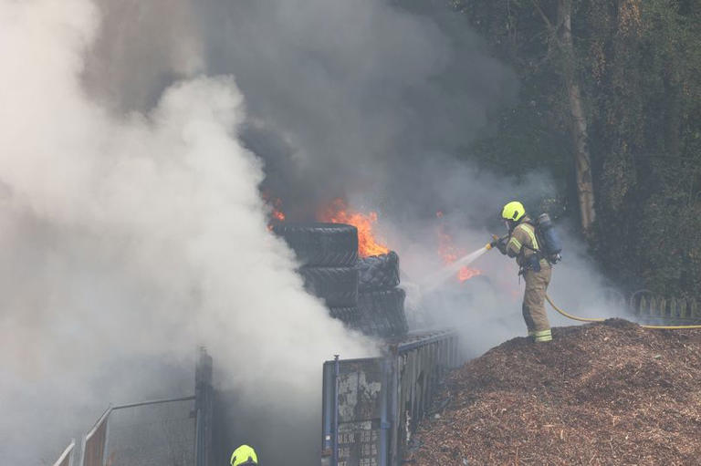 Firefighters issue warning as they tackle 'large' Stoke-on-Trent ...