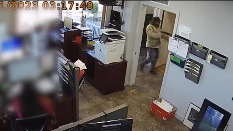 Arizona trucker gets long prison sentence for trying to murder former ...