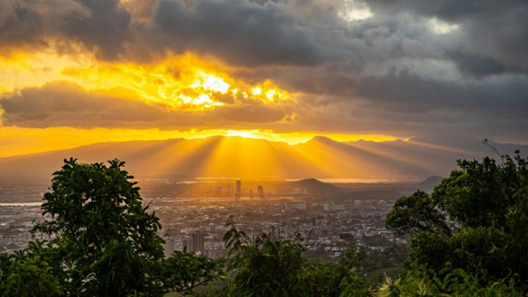 The best sunset views in Hawaii to catch this summer