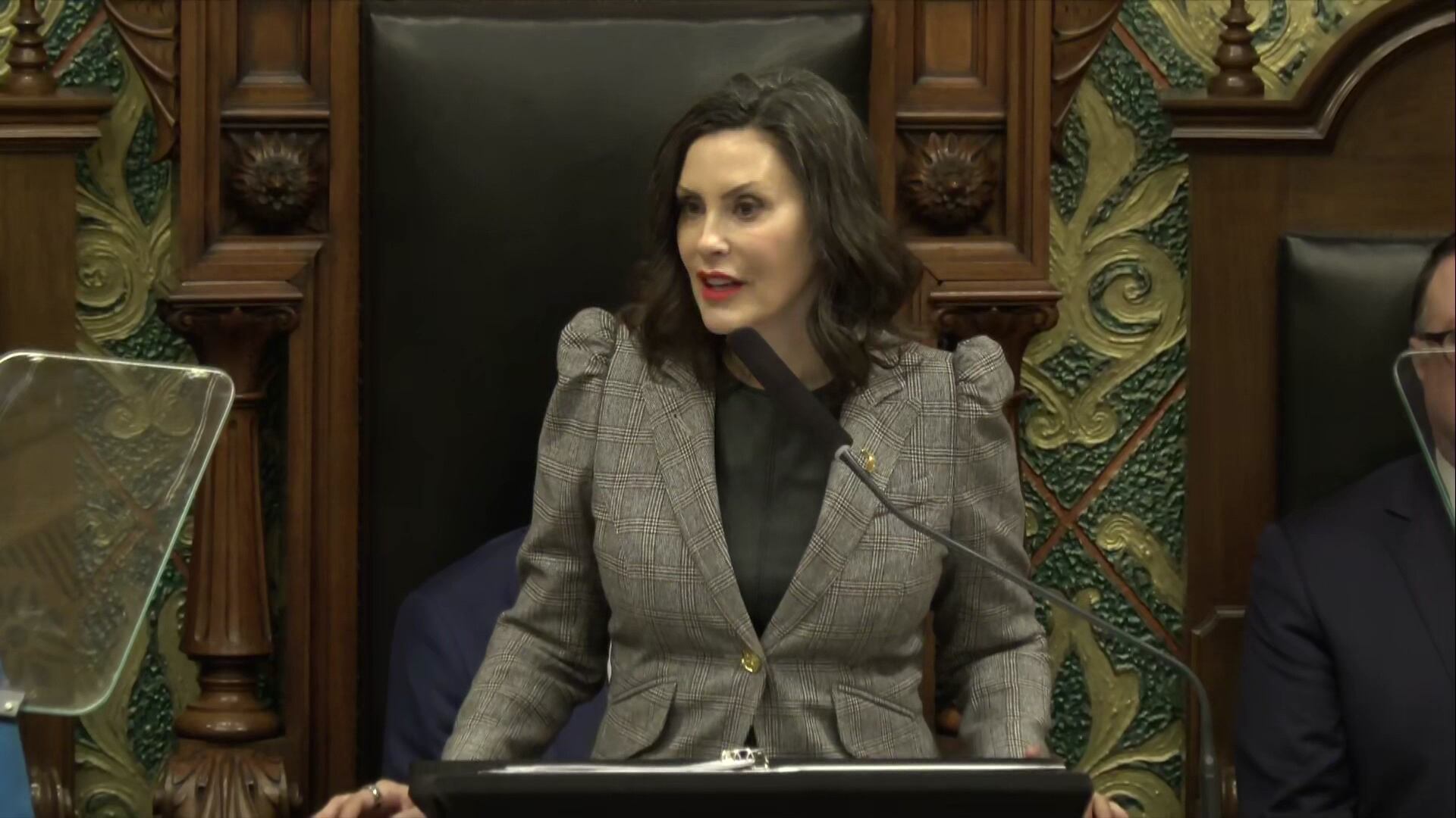 Gov. Whitmer signs bipartisan bill to expand property rights protections