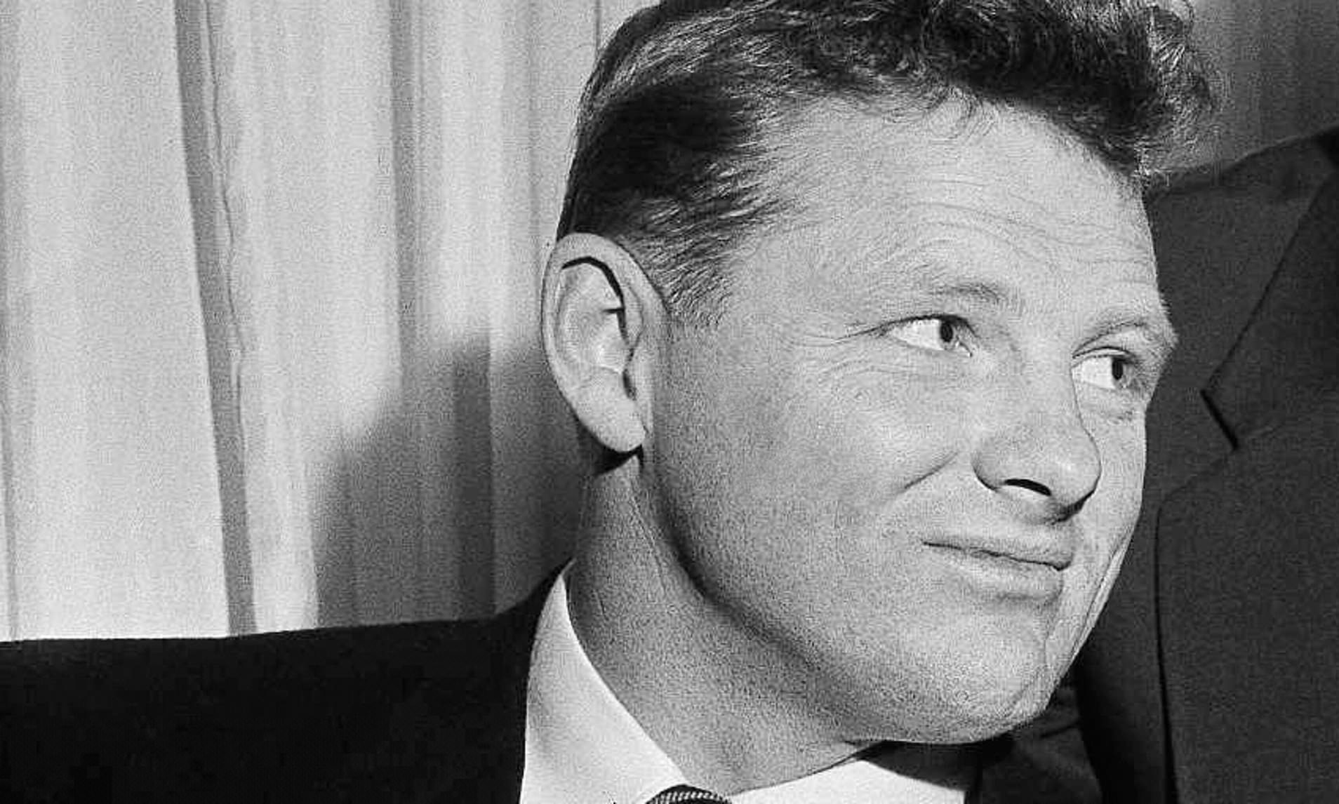 Packers legend and founder of the NFLPA, who was the league's oldest ...