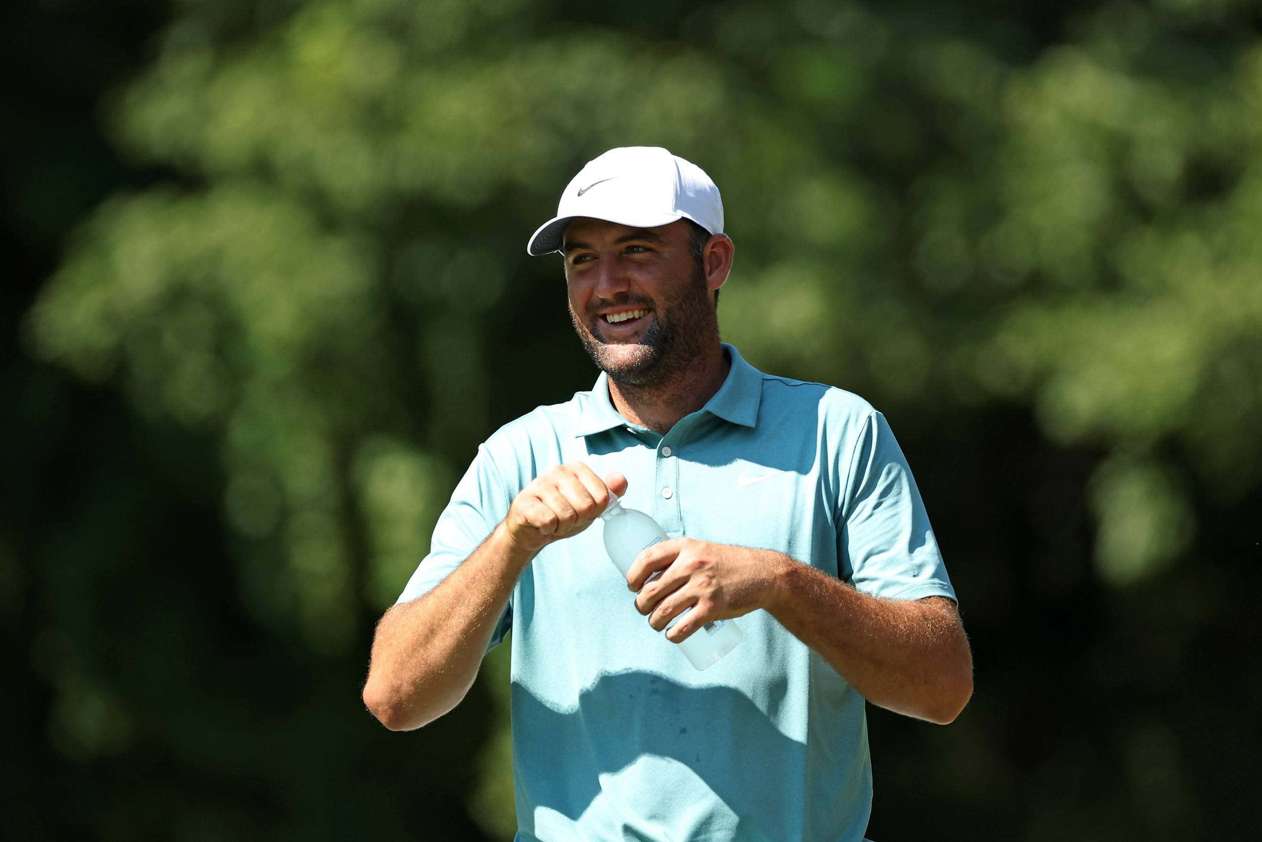 Scottie Scheffler makes $50 auction site buy to replace lost golf tool