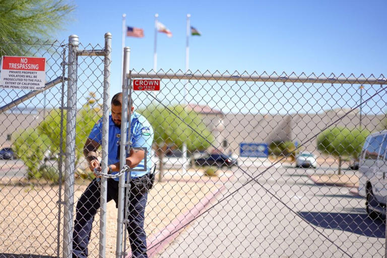 59-Year-Old Retired Delivery Driver Robbed A Bank For $1 So He Could ...