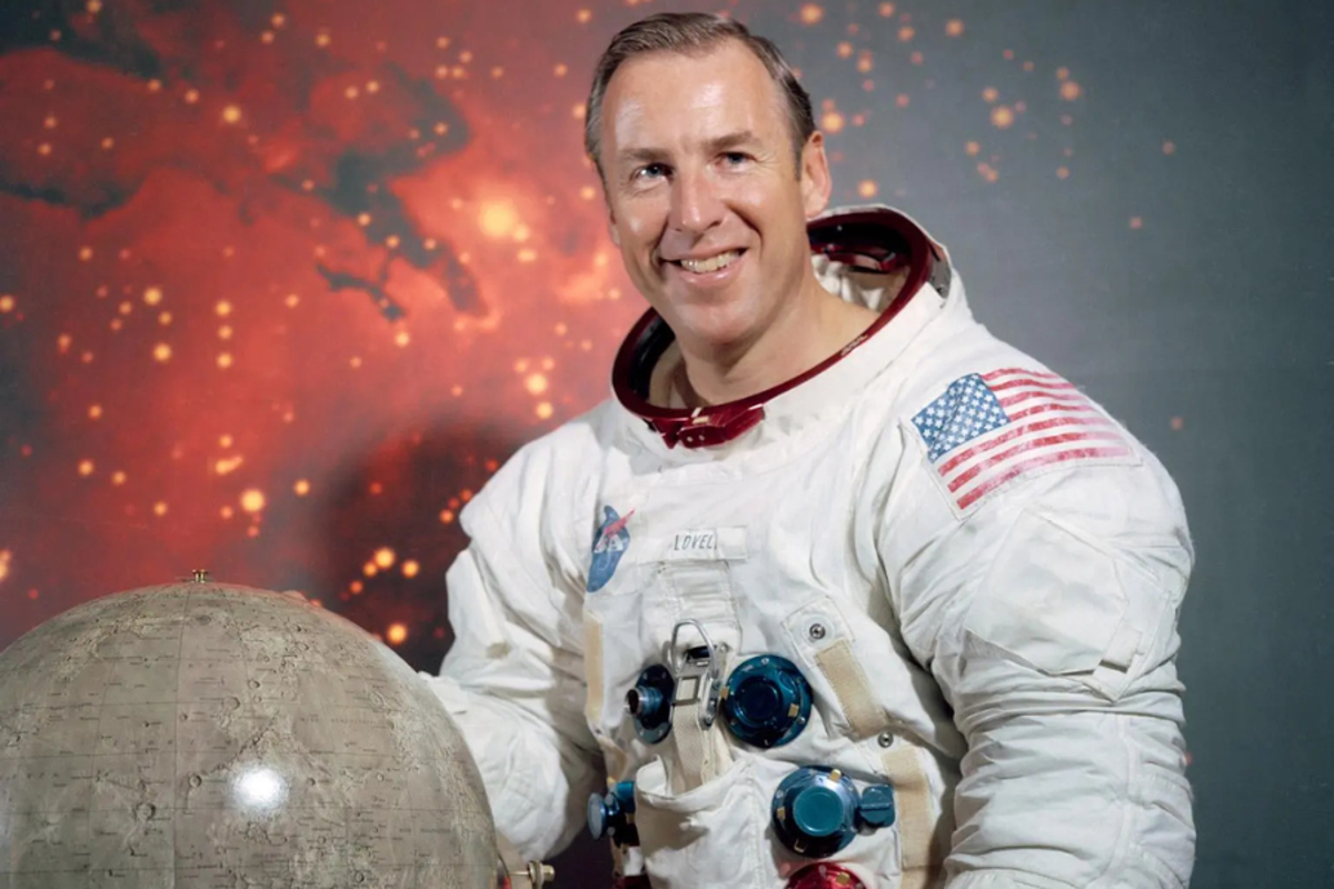 James Lovell death: Apollo 13 commander known for saving crew on doomed ...