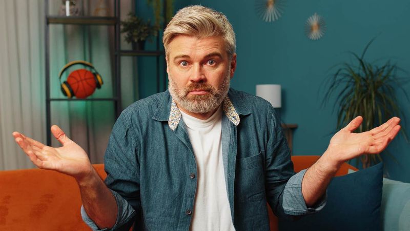 12 Clever Phrases Smart People Use When They Know You're Lying