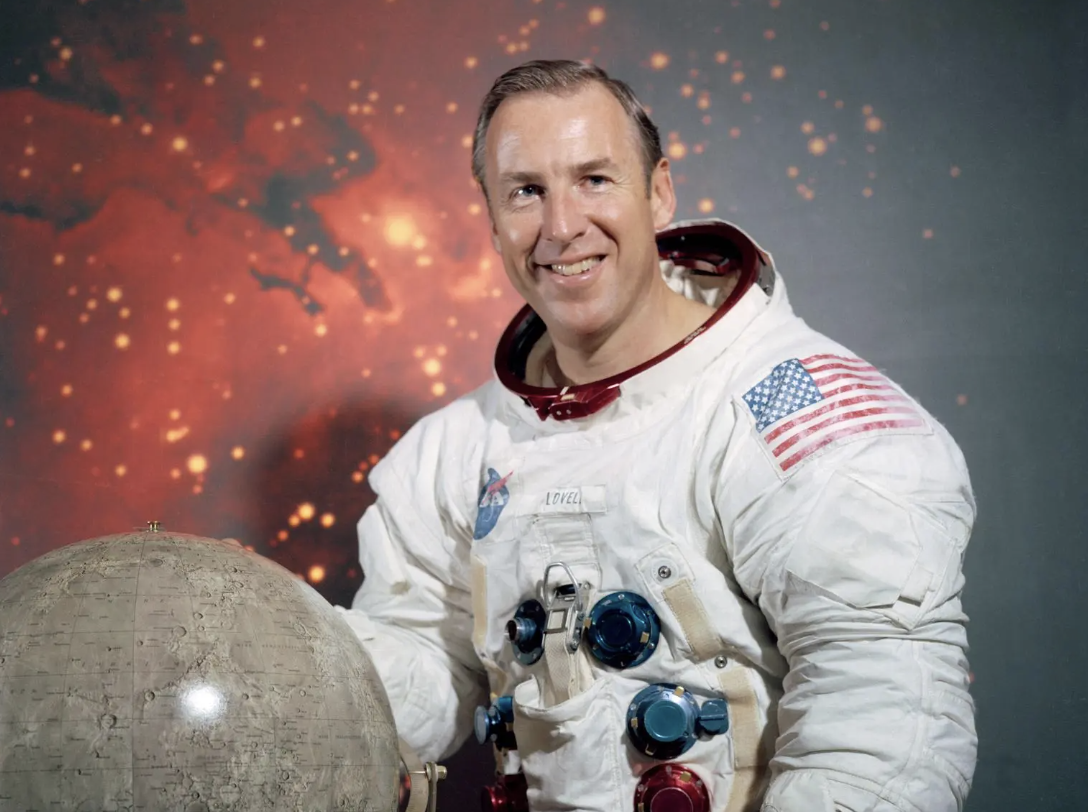 Astronaut Jim Lovell, commandant van beruchte ruimtevaart Apollo 13 ...