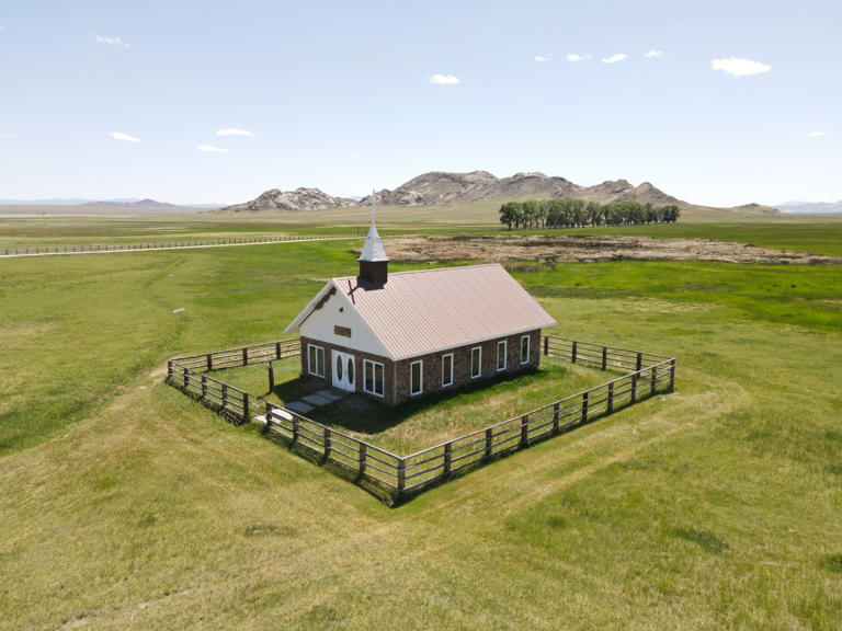 This $79.5M Wyoming ranch is 4 times the size of New York City — and ...