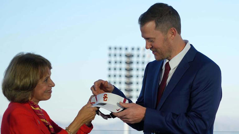 Lincoln Riley Constantly Facing Criticism: Can USC Trojans Coach Defy Odds?