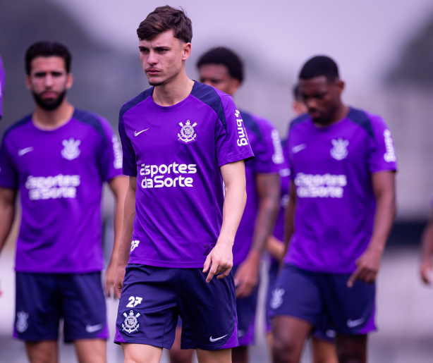 Corinthians volta a treinar no CT Joaquim Grava após folga pela ...