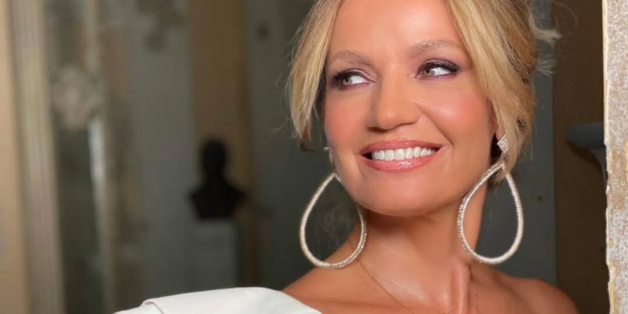 Παναγιώτα Βλαντή: Το μικρό αξεσουάρ που έκανε το total black look της ...