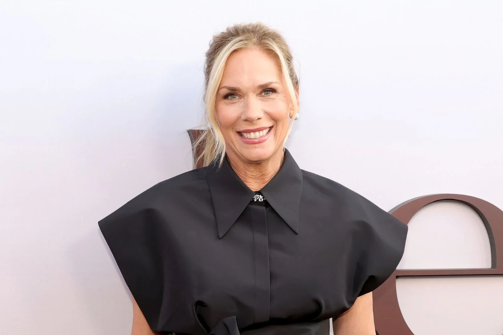 Who Is Leanne Morgan? Meet Comedy’s Real-Life ‘Marvelous Mrs. Maisel’