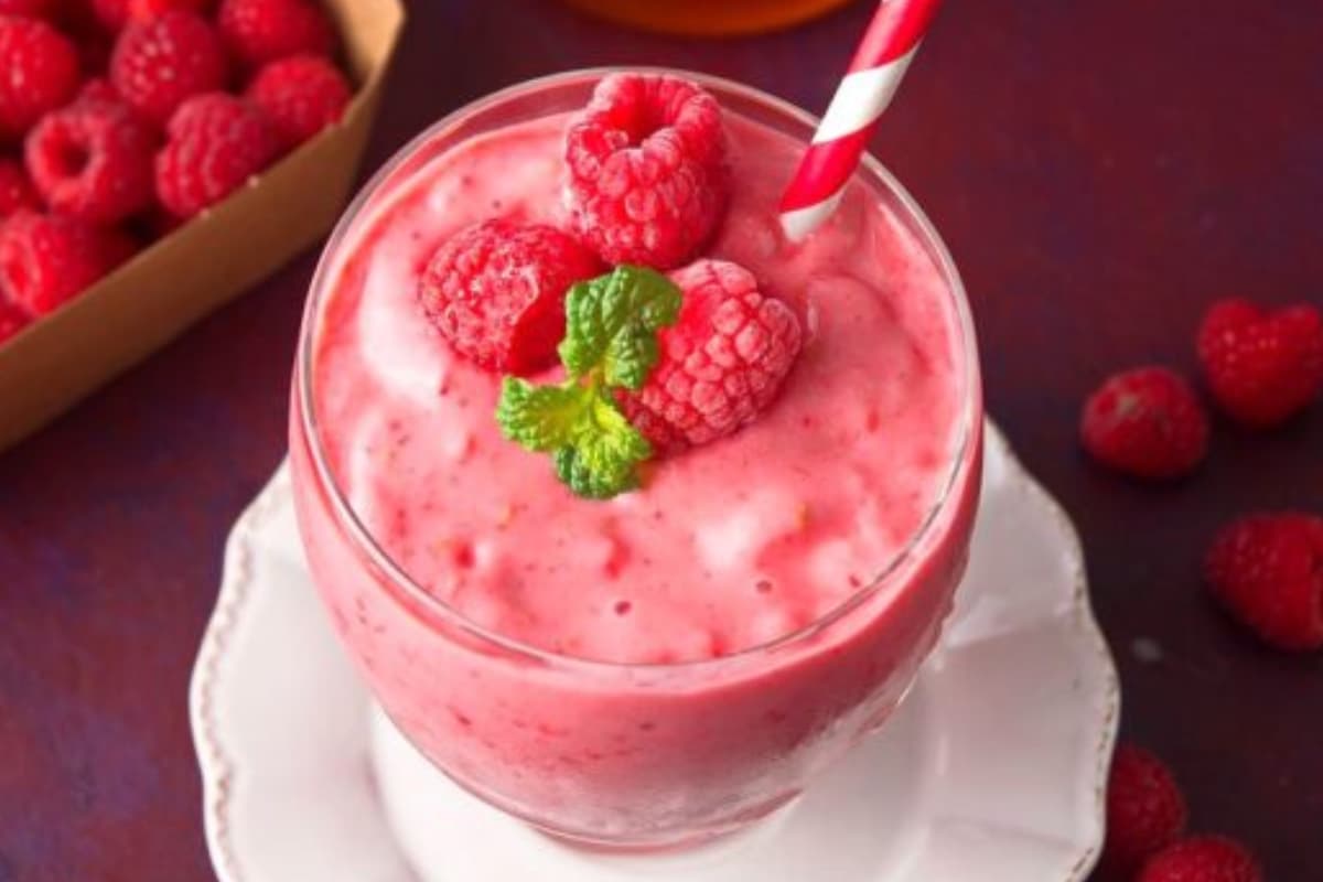 21 smoothie recipes for when you want something quick and good
