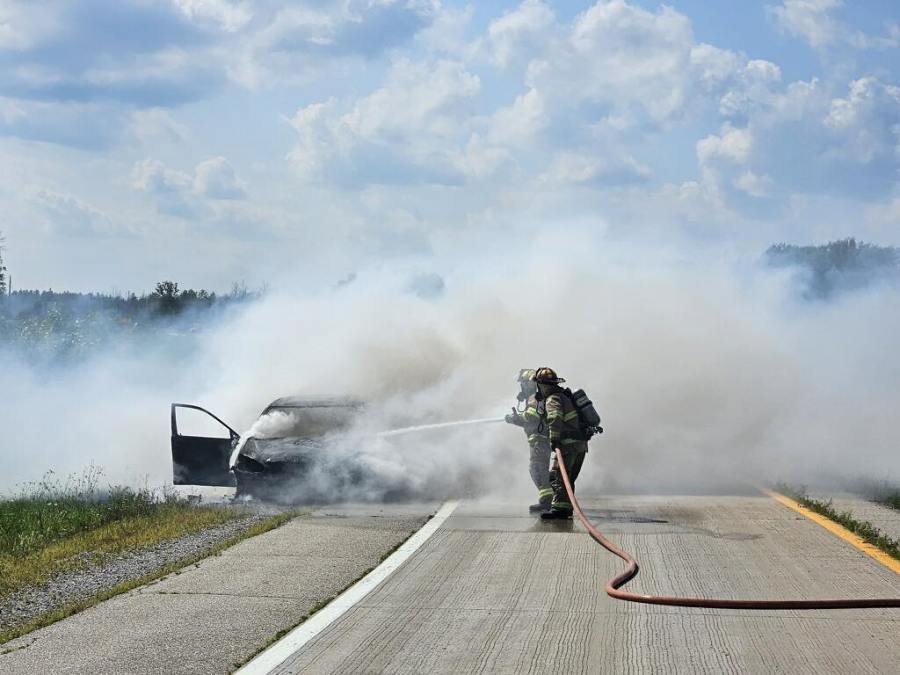 Peshtigo firefighters respond to vehicle fire on Highway 41 off-ramp ...