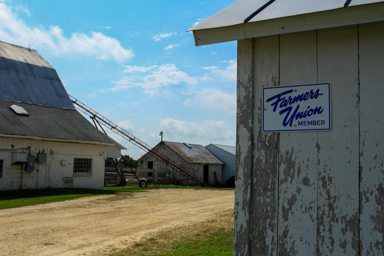 Dems, farmers union leader criticize Trump policy impact on Wisconsin ...