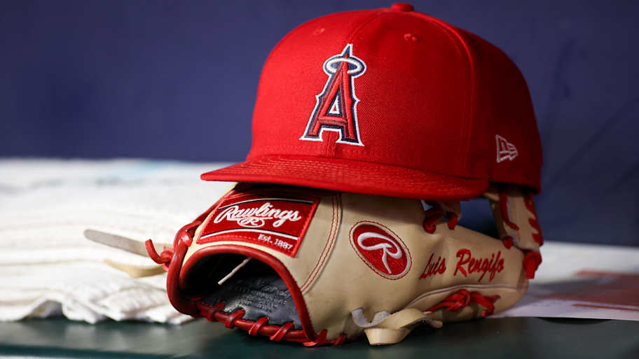 Pioneering Angels Third Baseman Passes Away