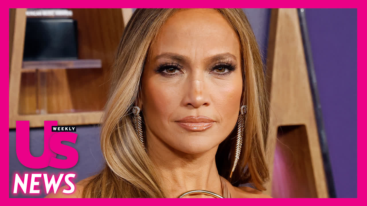 Jennifer Lopez Denied Entry to Chanel Store in Istanbul: Report