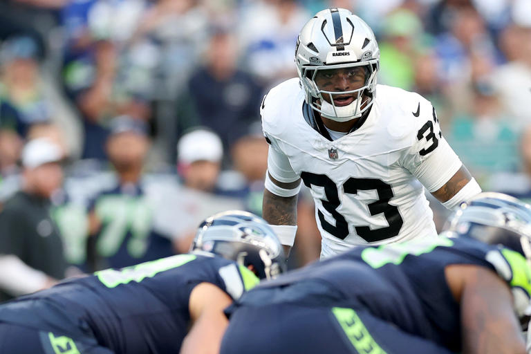 Jamal Adams shined at his new position in 'flashy' Raiders debut ...