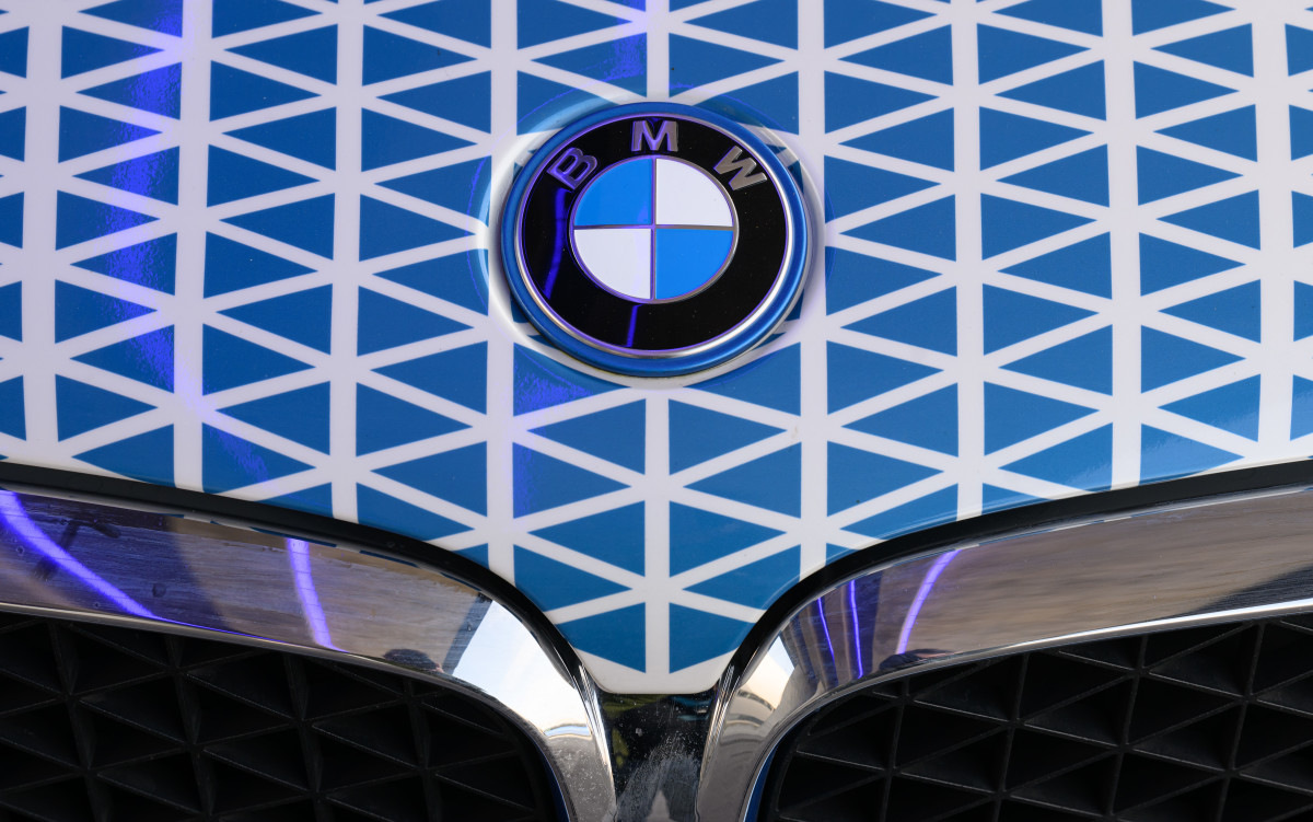 BMW's First Hydrogen Cars Are Just 3 Years Away