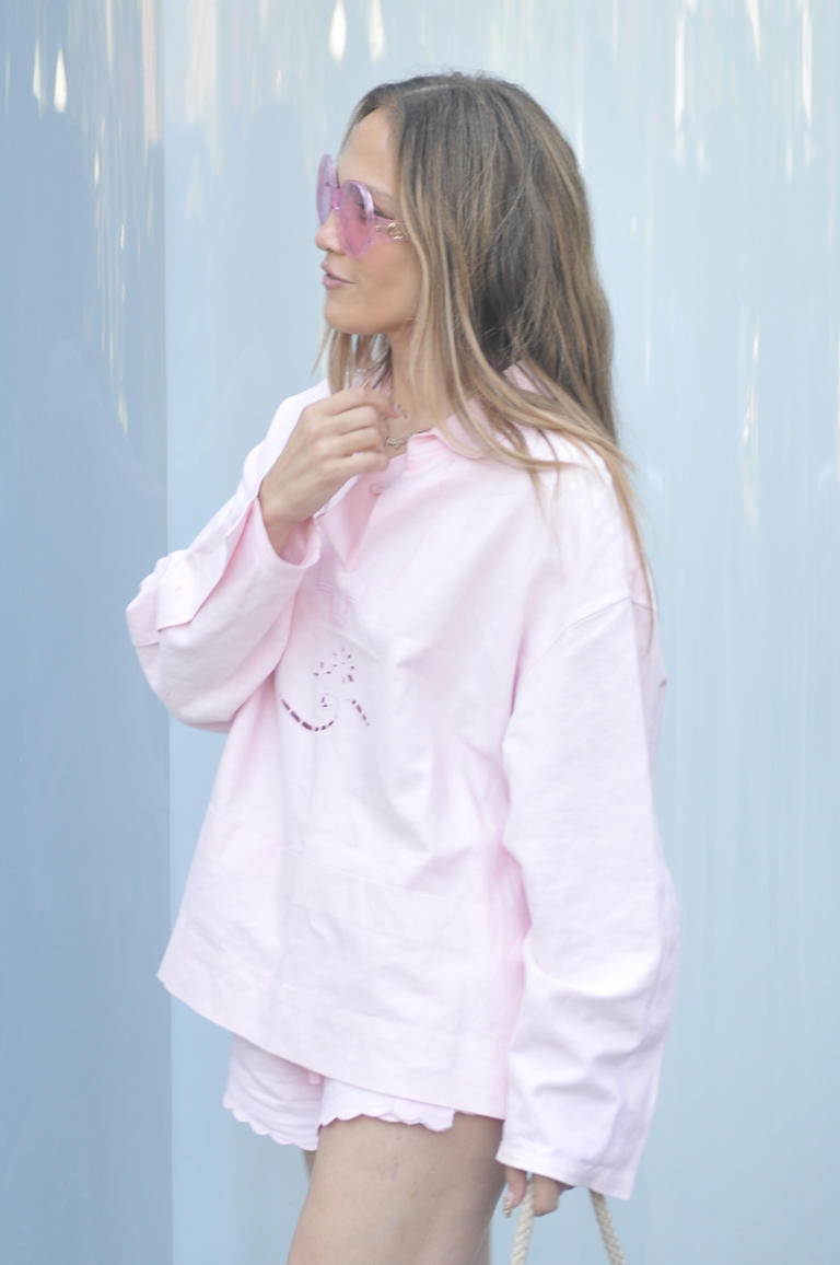 Bethenny Frankel blasts elitist Chanel that denied Jennifer Lopez ...