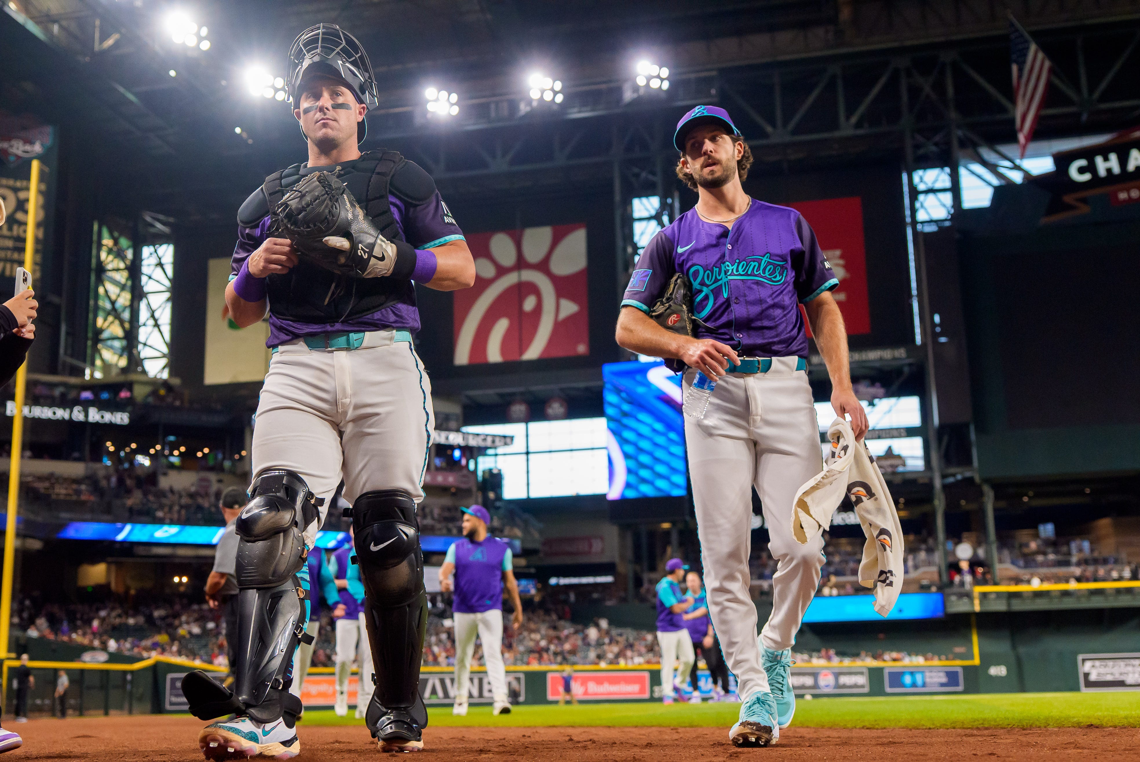 Clutch double in the 9th, strong defense key Diamondbacks' win over Rockies