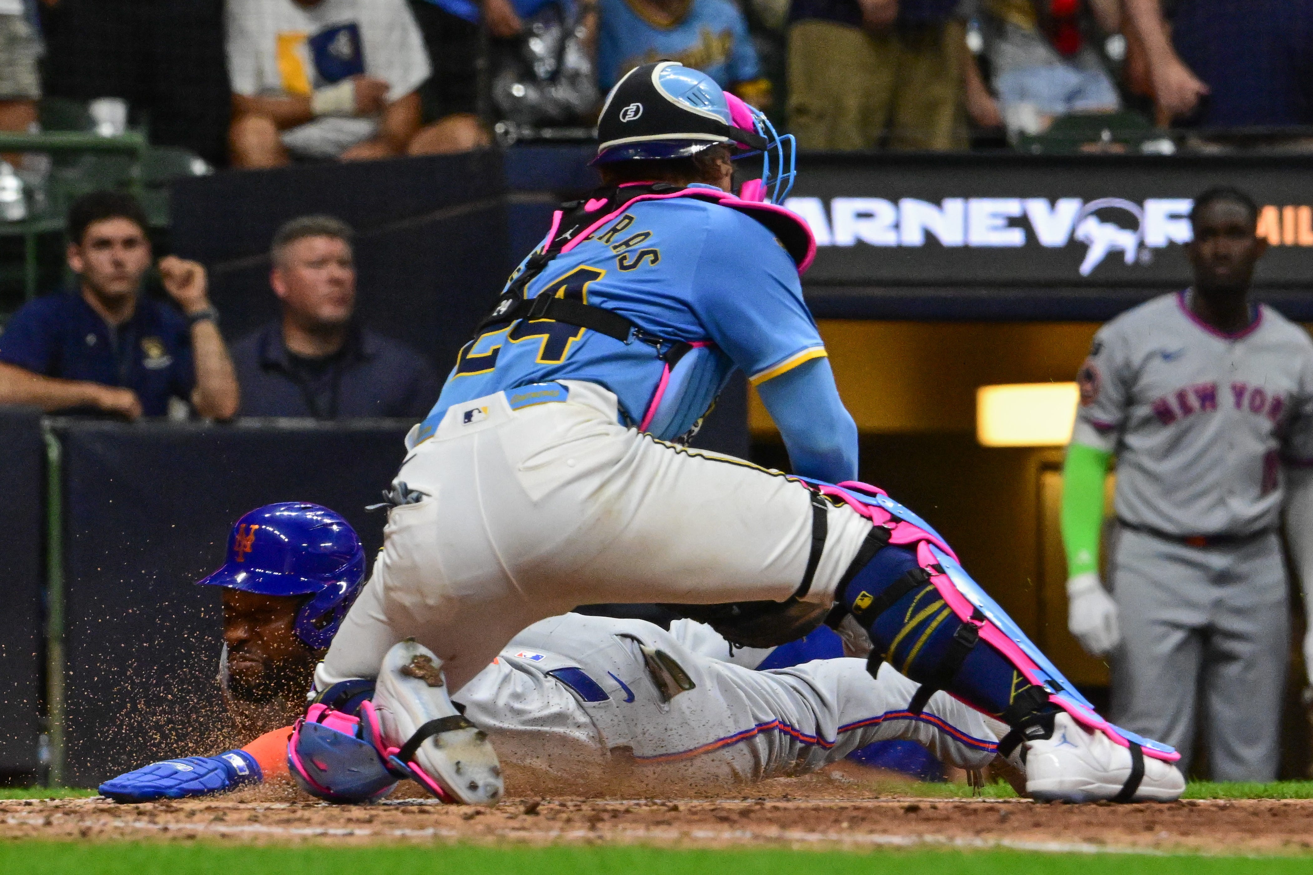 Brewers 3, Mets 2: Blake Perkins throws out the tying run at home to ...