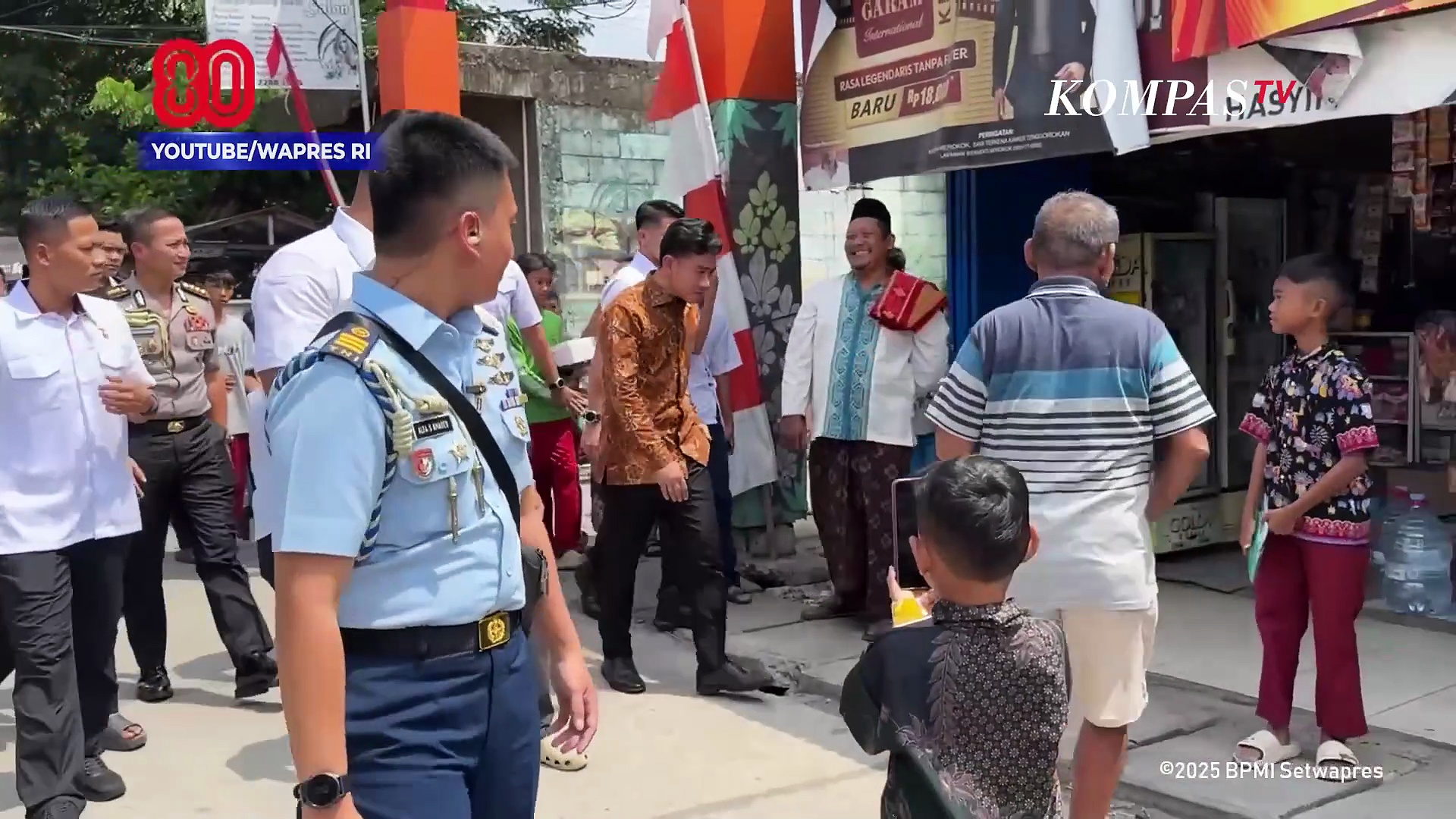 Momen Wapres Gibran & Ketua RT Gen Z Dengarkan Aspirasi Warga Kelapa Gading