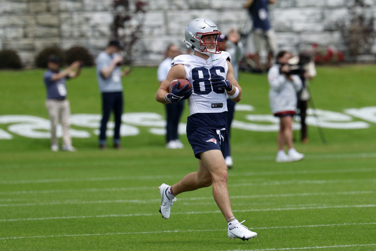 Efton Chism III Avoids Injury Report Wednesday