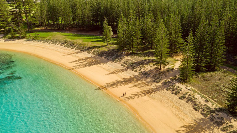 7 seriously underrated Australian islands to add to your bucket list