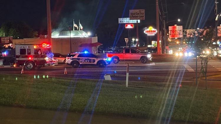 Crews clear scene of major crash on ESE Loop 323 and Troup Hwy.