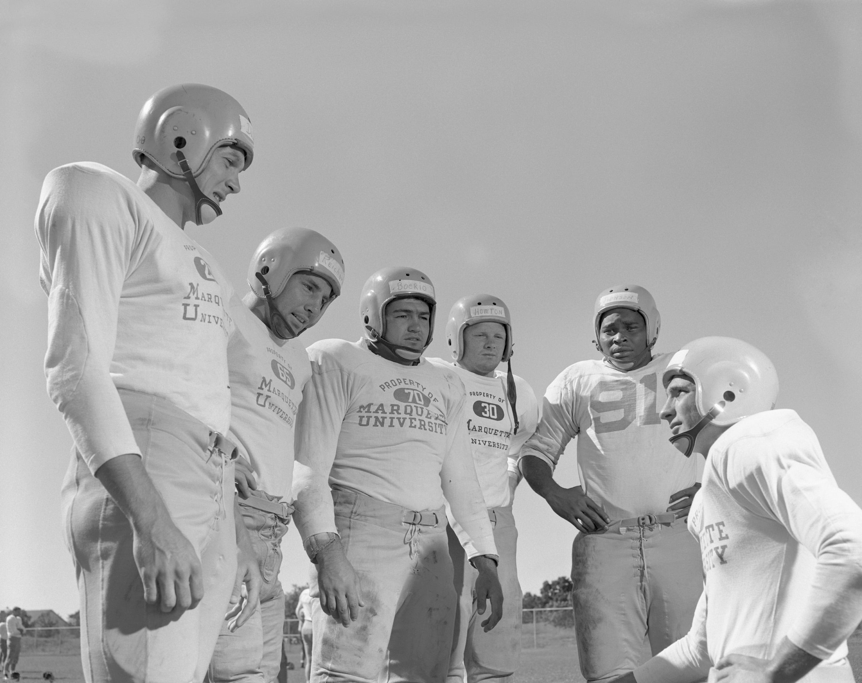 Billy Howton, NFL star from the South Plains, dies at 95