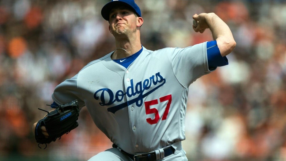 MLB: World Series Champion Pitcher with Dodgers Announces Retirement