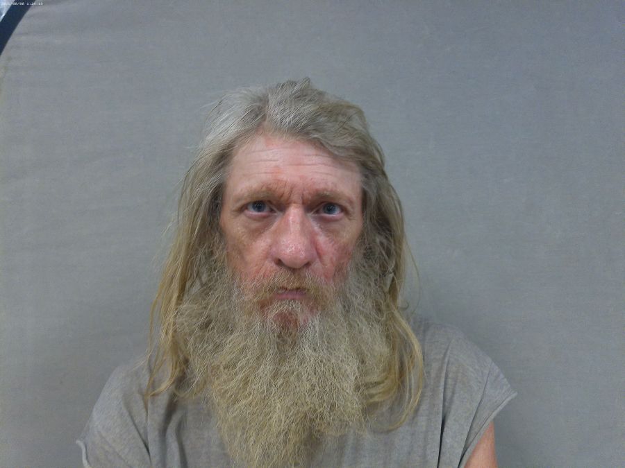 Braxton County guardians allegedly forced juveniles to smoke illicit drugs