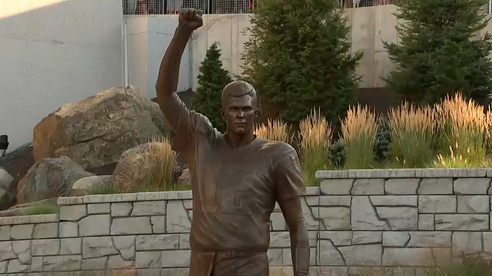 Here's your first look at Tom Brady statue outside Gillette Stadium