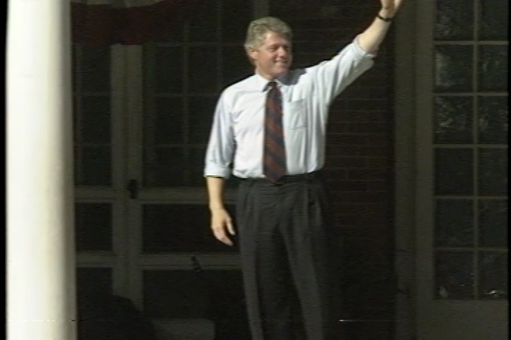 Presidential candidate Bill Clinton brings his campaign to Iowa State ...