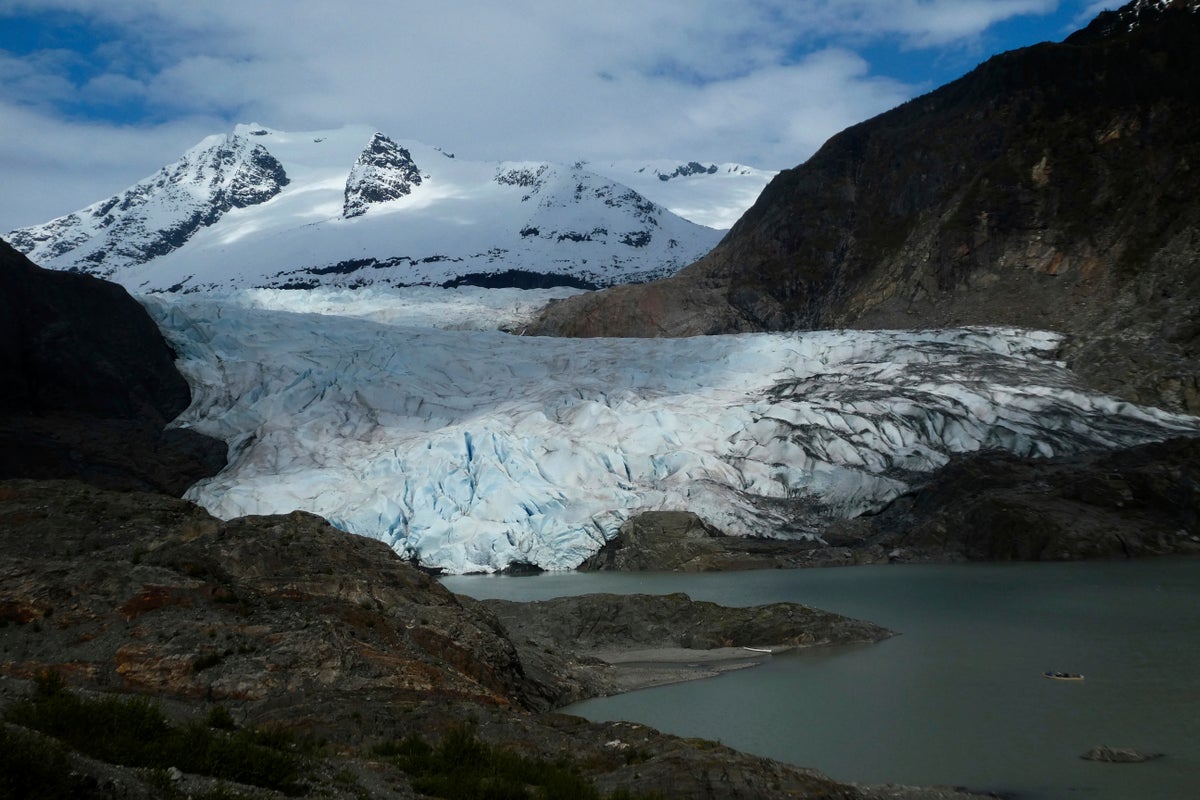Ice dam at Alaska’s Mendenhall Glacier releases floodwater toward ...