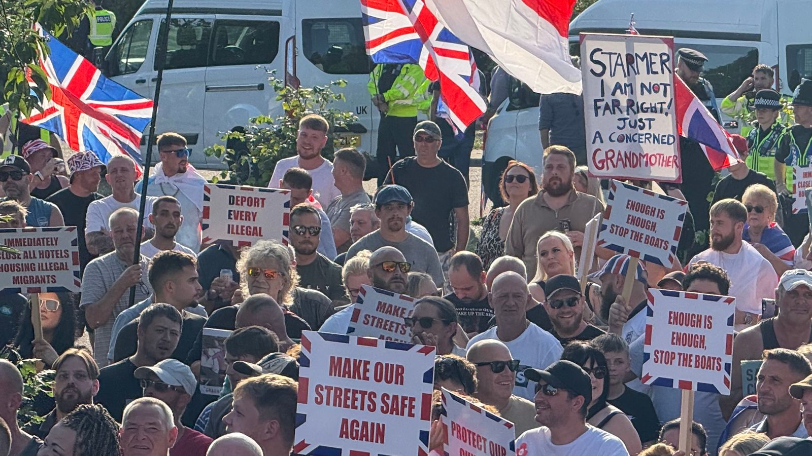 Friday night's anti-migrant protests in Norwich were peaceful - but ...