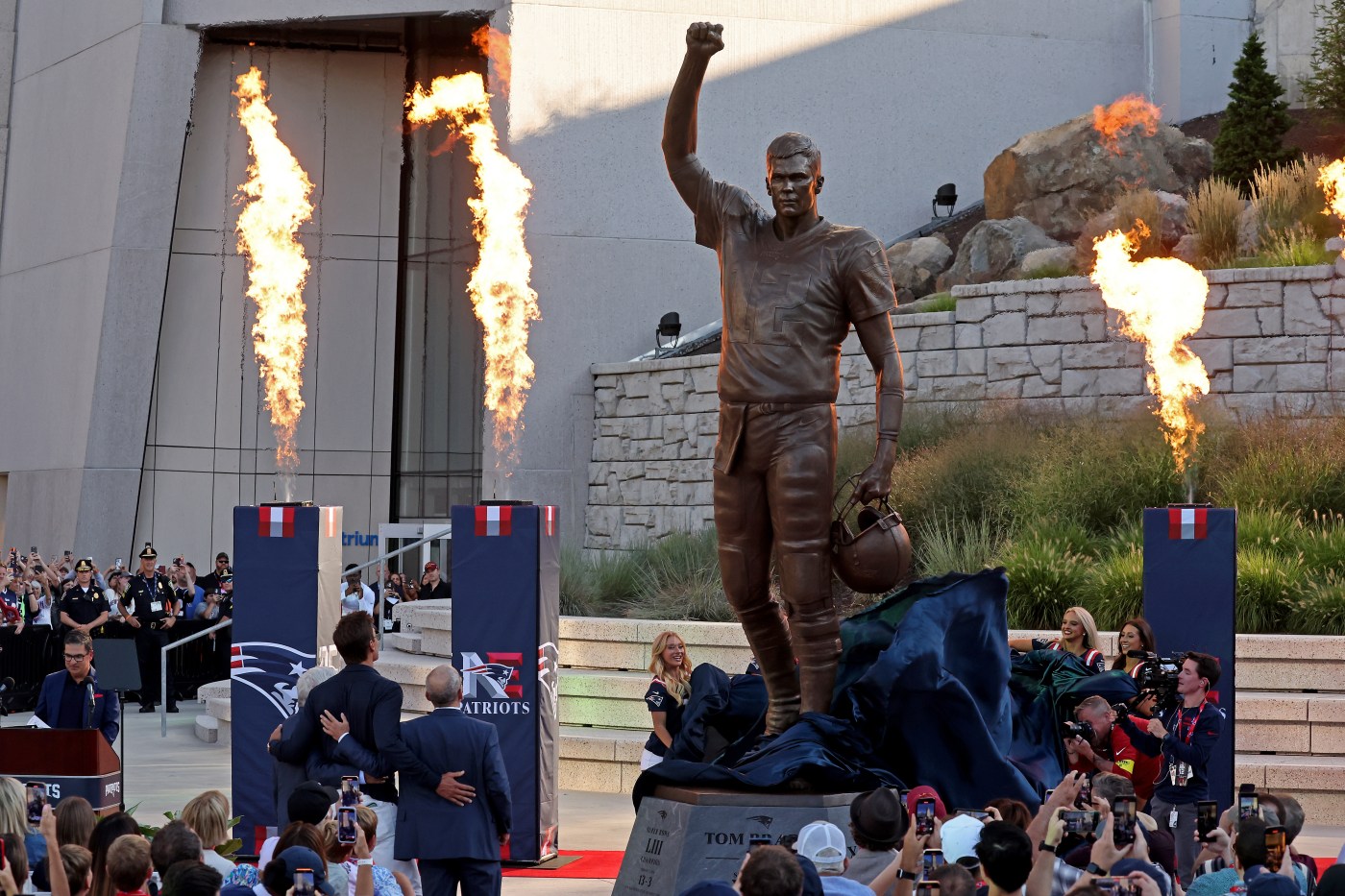 Tom Brady’s 12-foot statue unveiled outside Gillette Stadium