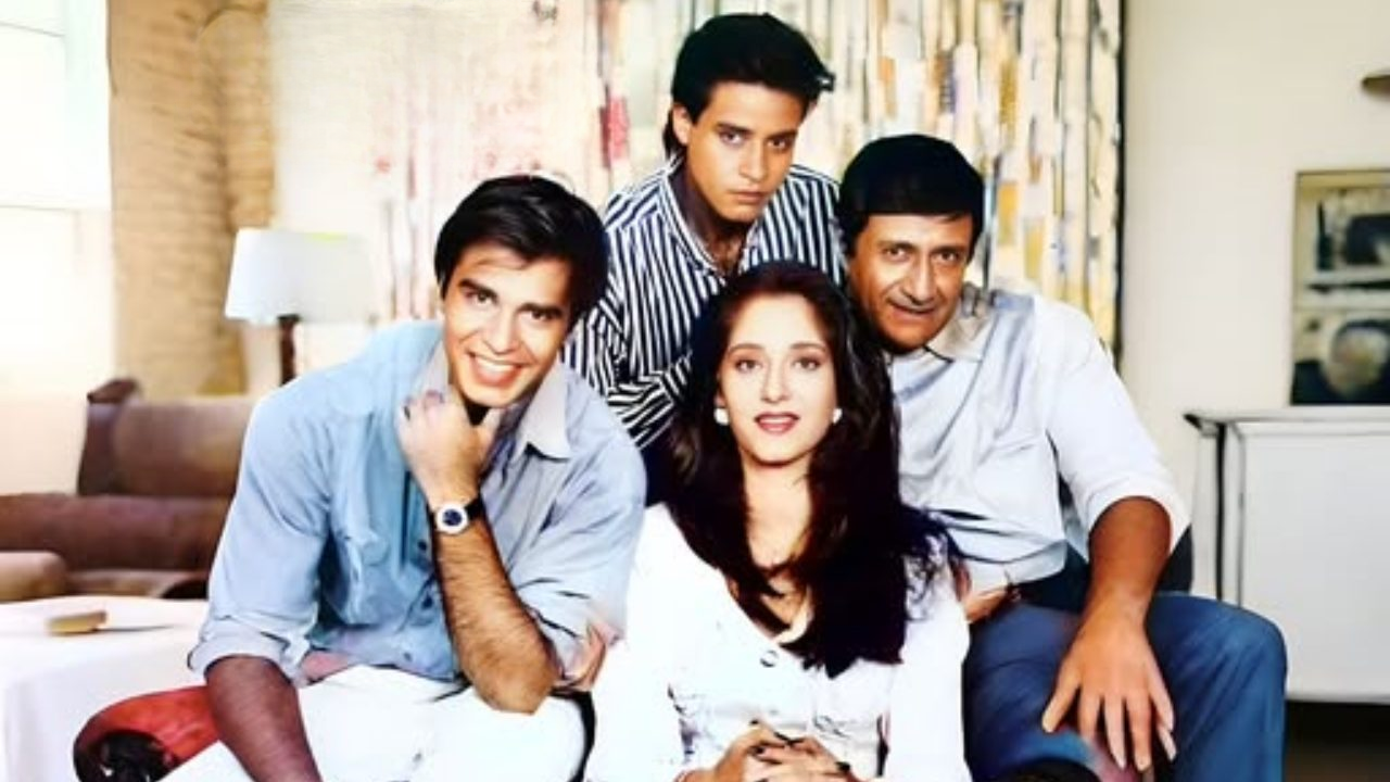 Pakistani actress Anita Ayoob once spoke about living with Dev Anand in ...