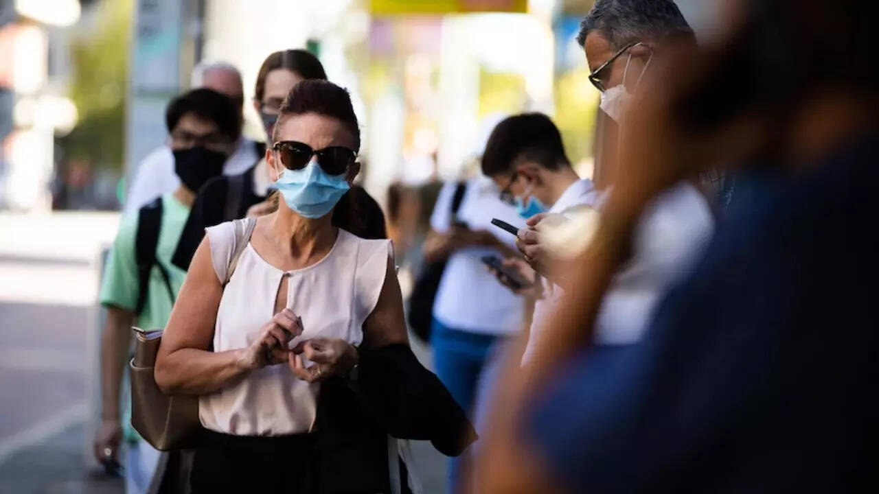 COVID levels rising in much of US, with highest in West, CDC says; How ...