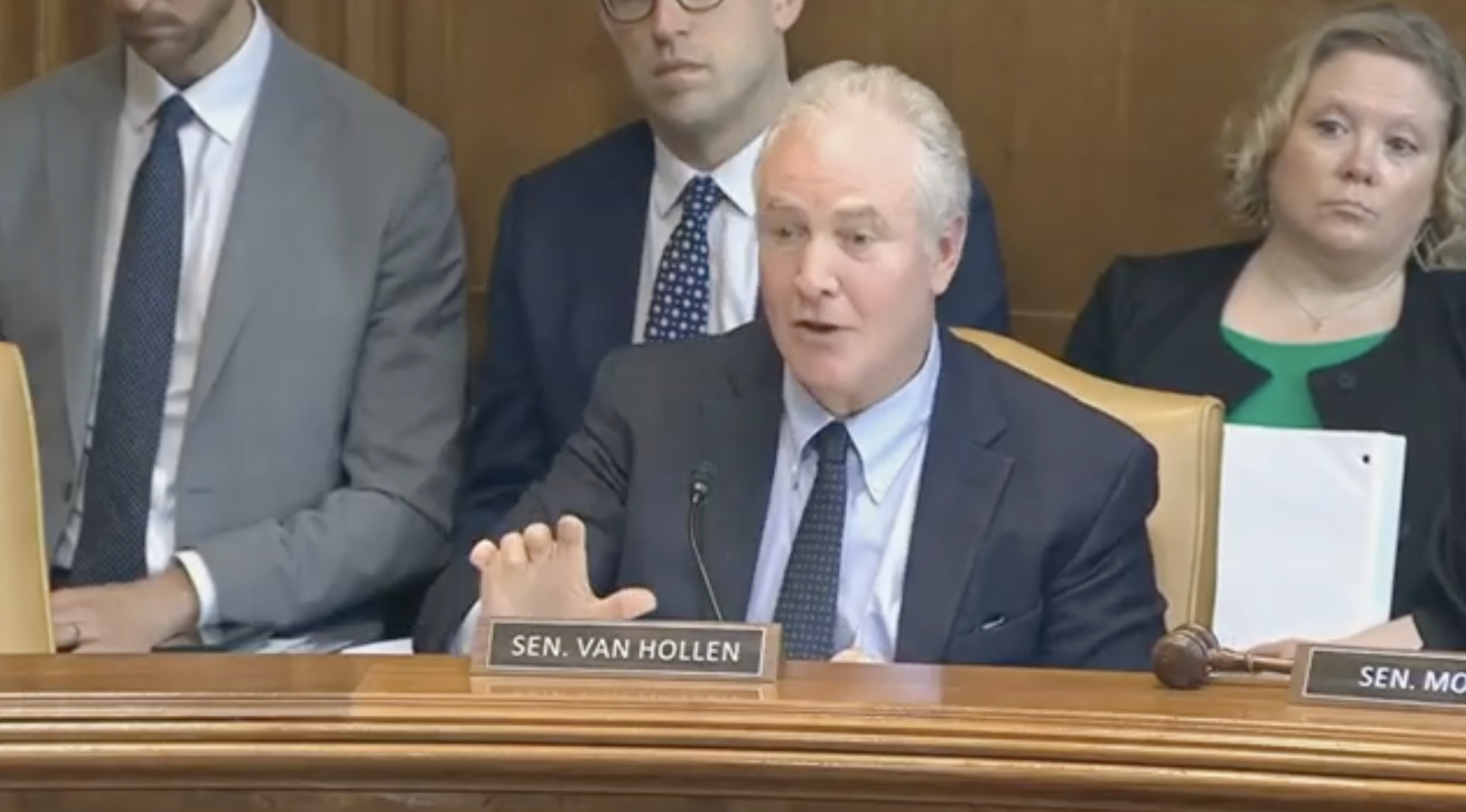 'Do You Think That Was Good Advice?': Chris Van Hollen Scolds Howard ...