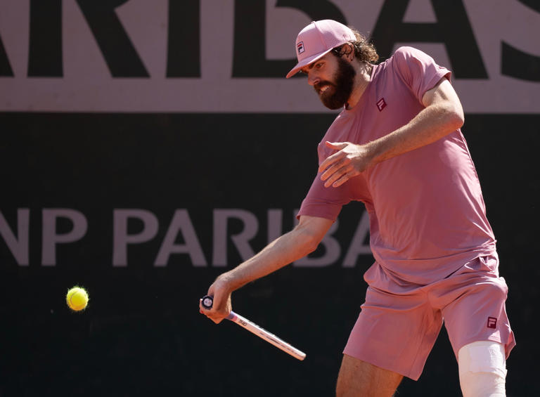 So easy a caveman can do it? Reilly Opelka advances at Cincinnati Open