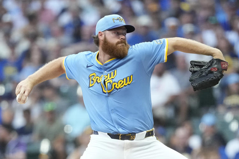 Brewers hold off skidding Mets 3-2 for 7th straight win thanks to ...