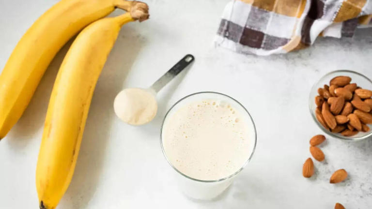 Eating a banana for breakfast every day? Here's what's happening to ...