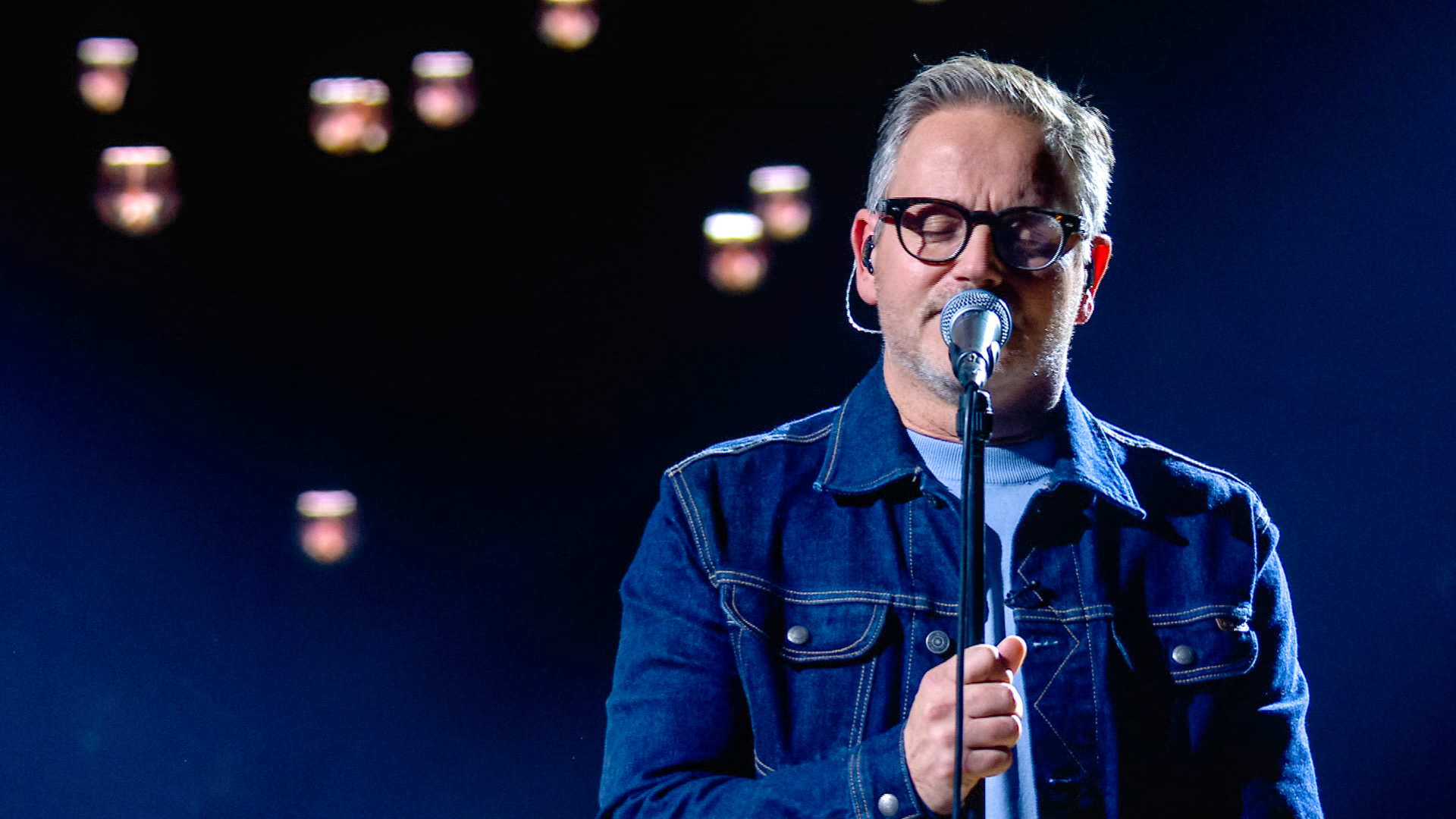 Guus Meeuwis: “Laten we beginnen met twee”