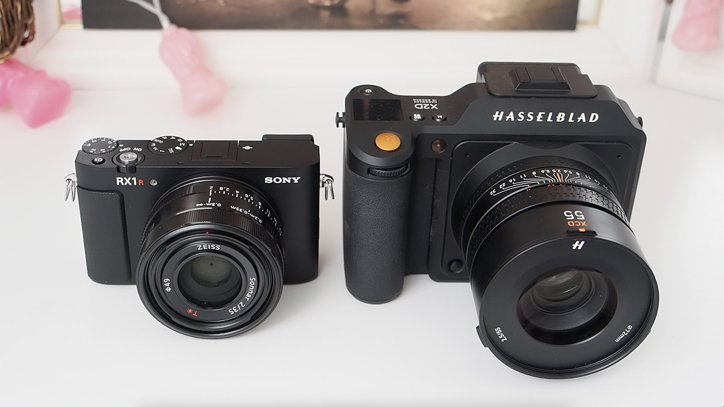 The Sony RX1R III compact camera is small…but HOW small? I compare it ...